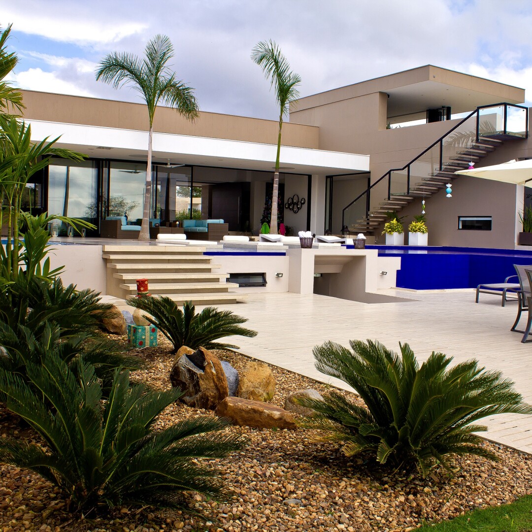 CLAUSTRO MODERNO | Deconstructec